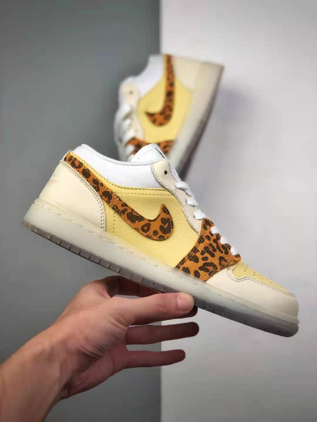 Air Jordan 1 Low 'SNKRS Day' DN6998-700 | Limited Edition Sneaker