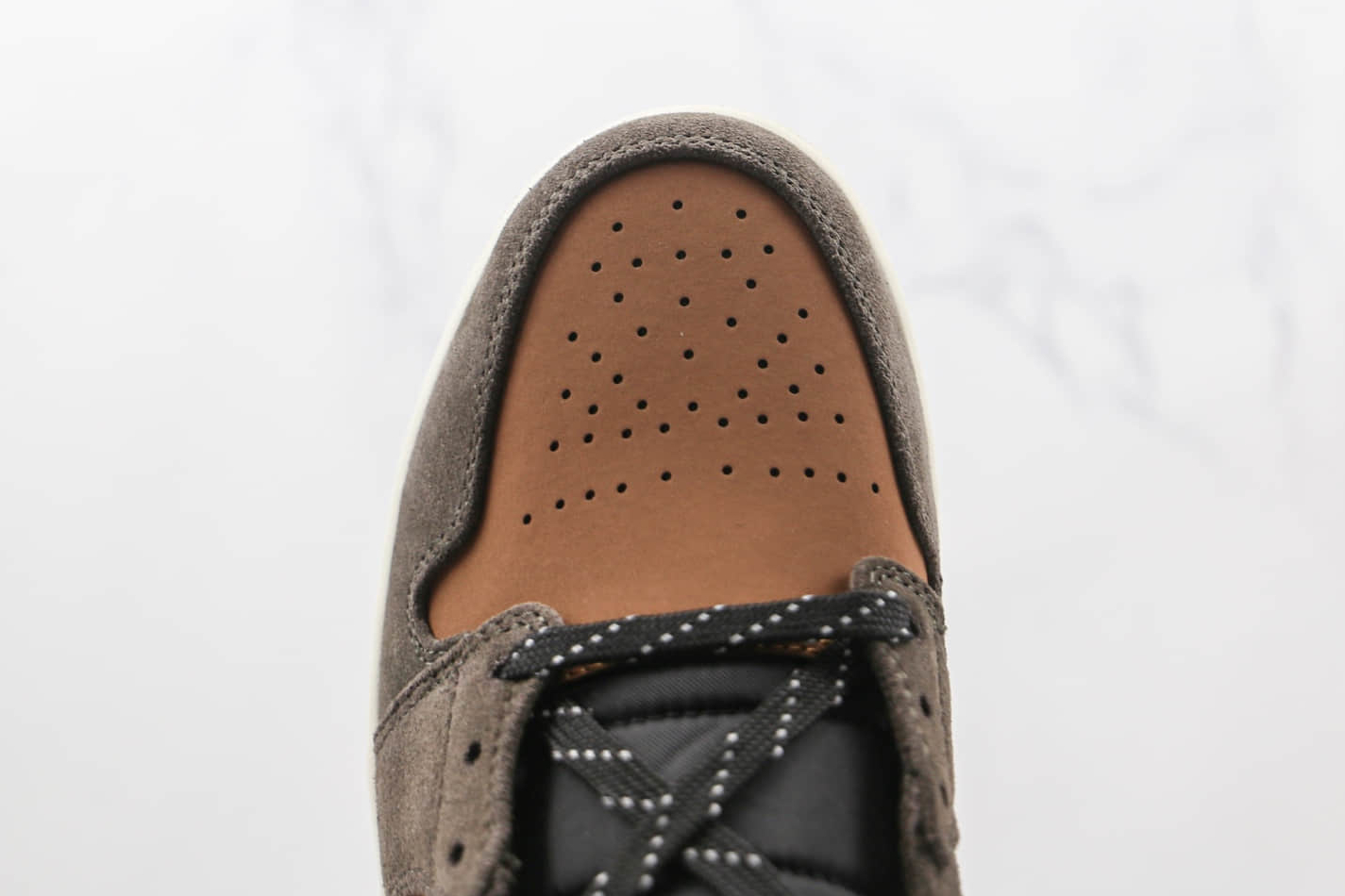 Air Jordan 1 Mid SE 'Dark Chocolate' DC7294-200 - Premium Style for ...